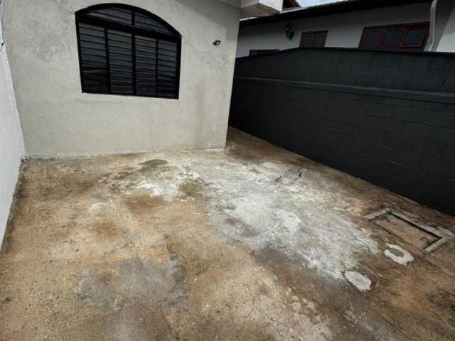 Casa Geminada à Venda – Bairro Santa Cruz – Itatiba/SP