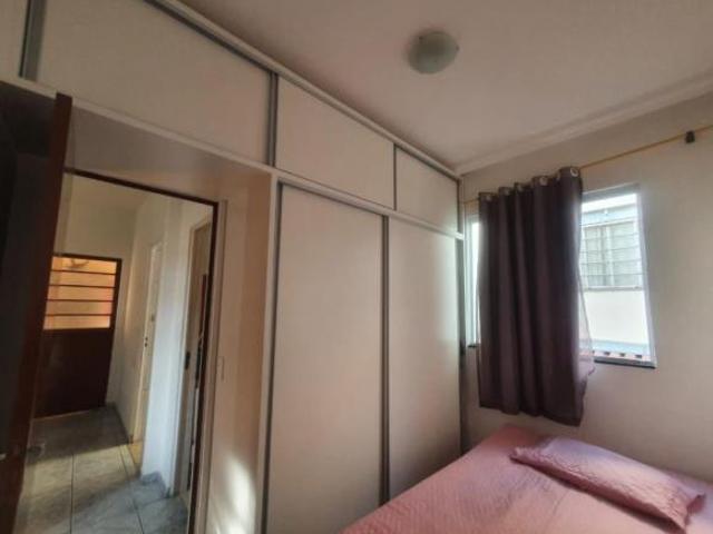 Casa Geminada á venda de 2 quartos no bairro Minaslândia