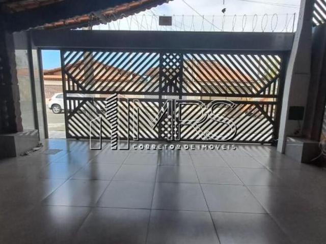 Casa Geminada à Venda em Caiçara Praia Grande 2 Quartos e Espaço Gourmet