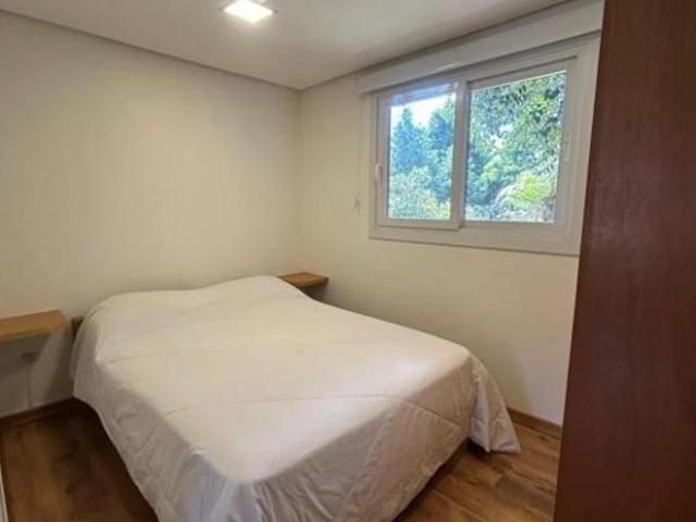 Casa geminada a venda em Canela