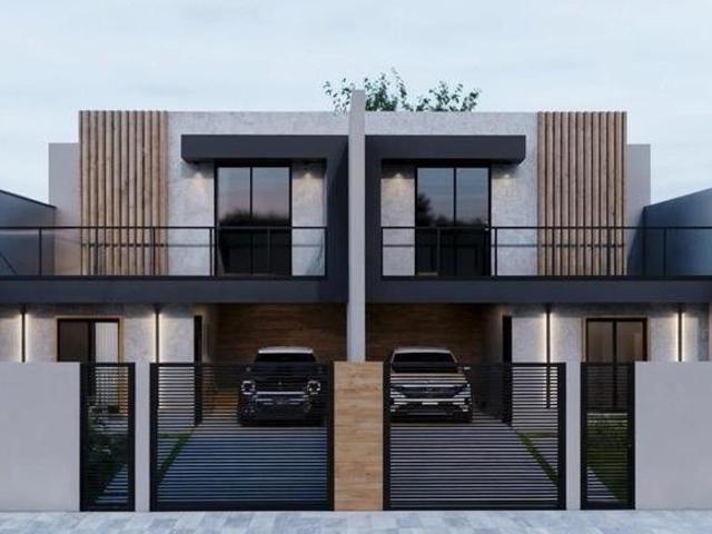 CASA GEMINADA Á VENDA NO BAIRRO MANACÁS | ALTO PADRÃO DE ACABAMENTO