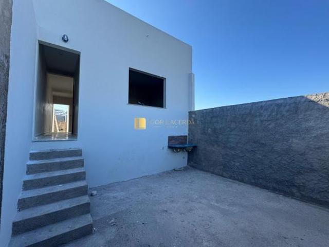 Casa geminada à venda no bairro Morada do Sol