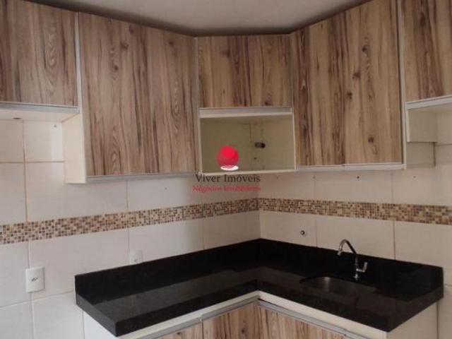 CASA GEMINADA A VENDA NO BAIRRO CASTELO
