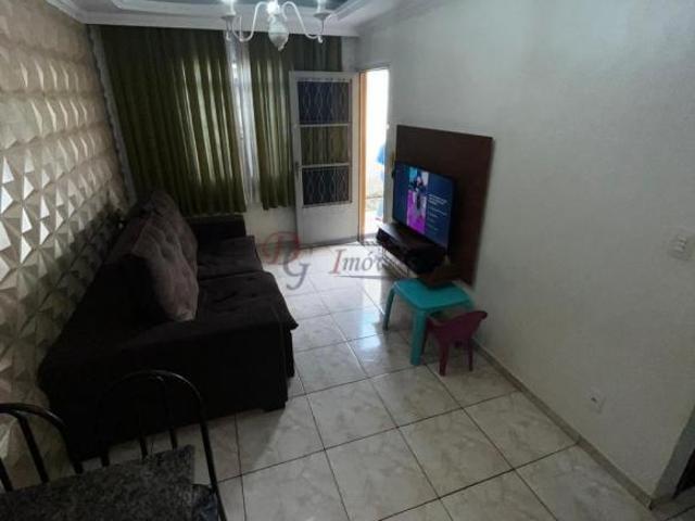 Casa geminada à venda no bairro Espírito Santo em Betim
