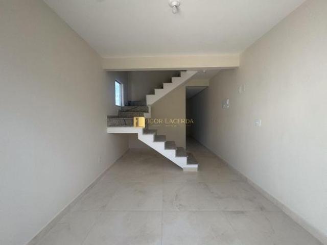 Casa geminada à venda no bairro São Marcos