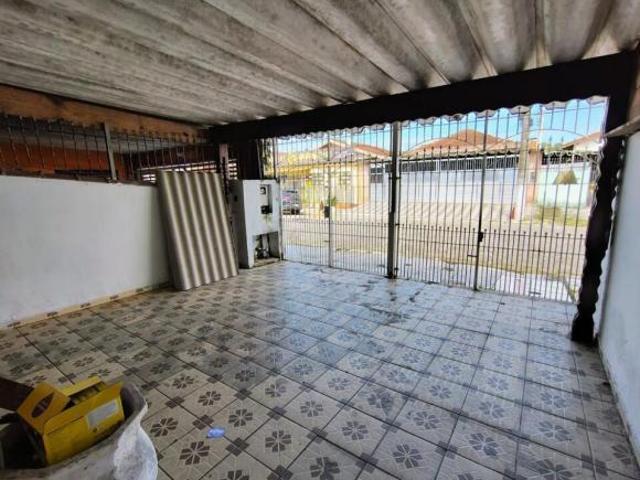 Casa Geminada à Venda no Balneário Maracanã com 2 Quartos e Garagem