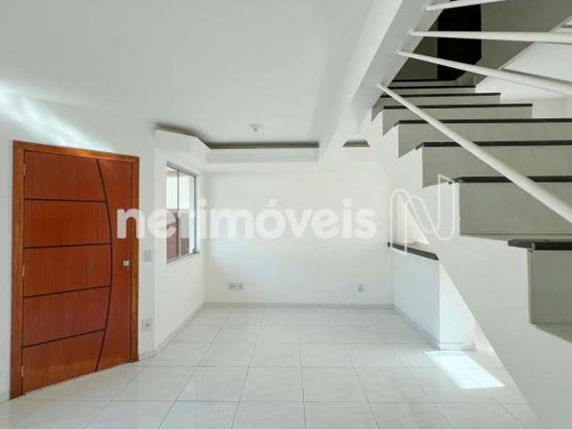 Casa Geminada à venda no Mantiqueira!