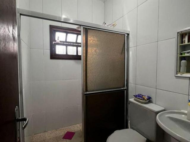 Casa geminada à venda no Maracanã, em Praia Grande SP