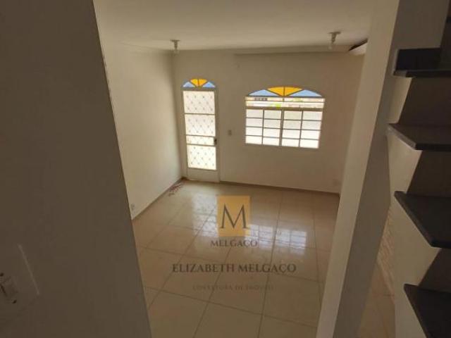 Casa geminada a venda no Santa Mônica