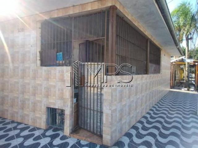Casa Geminada à Venda na Caiçara Praia Grande 1 Quarto, Acabamento Premium