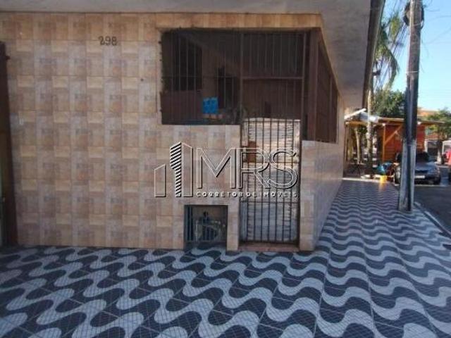 Casa Geminada à Venda na Caiçara Praia Grande 1 Quarto, Acabamento Premium