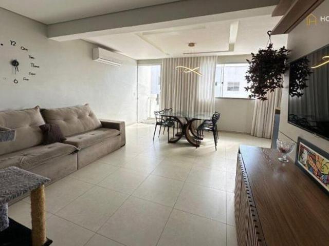 Casa Geminada à venda na Região do Cabral!