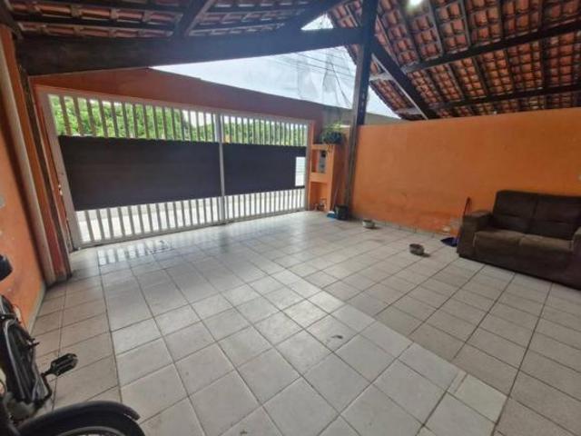Casa Geminada à Venda na Vila Mirim, Praia Grande 2 Quartos, 2 Vagas