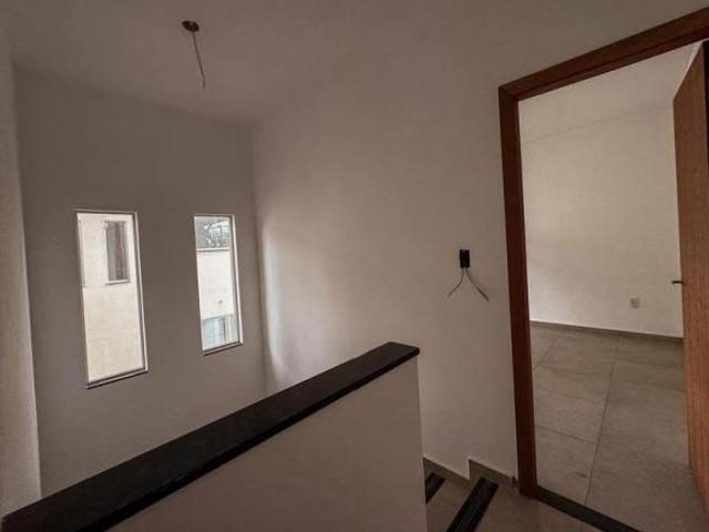 CASA GEMINADA Á VENDA | PRÓXIMO A AV. BRIGADEIRO EDUARDO GOMES | 2 QUARTOS | 02 BANHOS | 3 VAGAS | 4