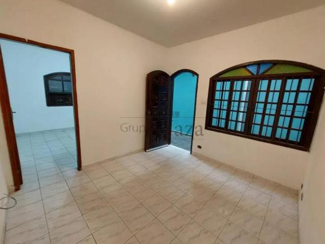 Casa Geminada Cidade Jardim 3 Dormitórios 155m²
