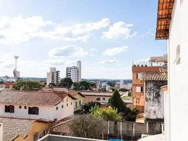 Casa Geminada com 4 quartos à venda em Belo Horizonte, no bairro Ouro Preto