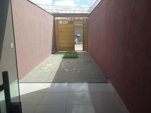 Casa Geminada com 5 quartos à venda em Betim, no bairro Niterói