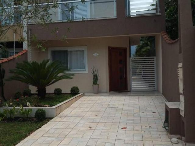 Casa geminada com 03 dormitórios a venda no morada da praia antes do Rio