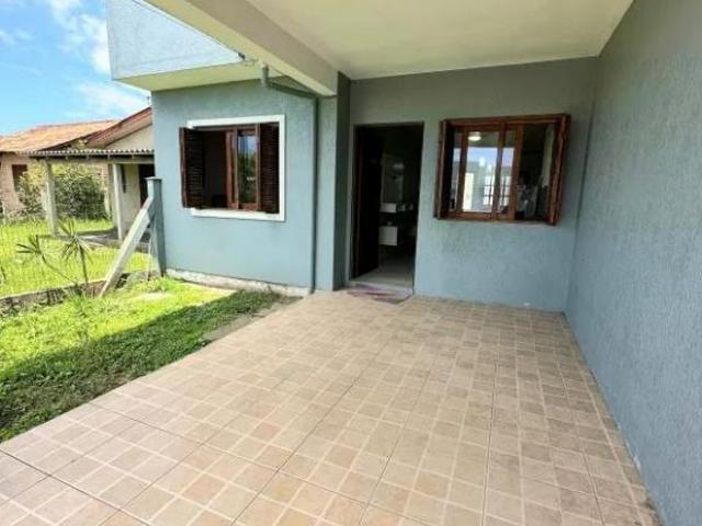 Casa geminada com 02 dormitórios