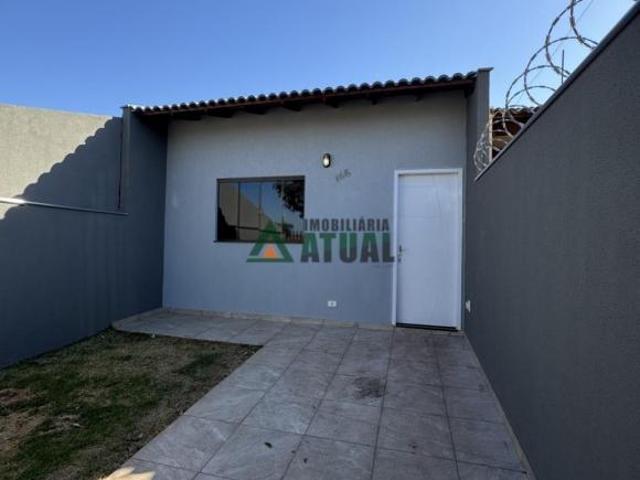 Casa geminada com 02 quartos na região norte de Londrina