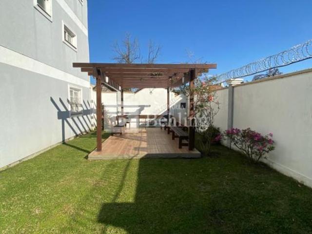 CASA GEMINADA COM 04 QUARTOS, SENDO 03 SUÍTES