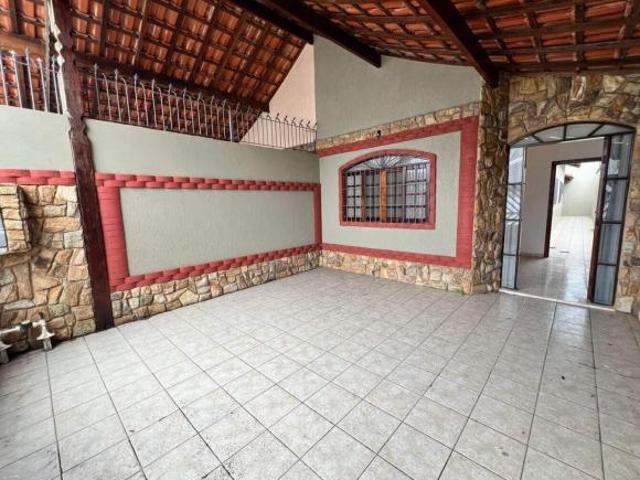 Casa geminada com 2 dormitórios à venda, 127 m² por R$ 500.000 Ocian Praia Grande/SP