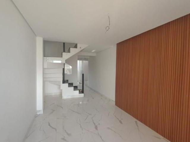 Casa Geminada com 2 quartos à venda em Belo Horizonte, no bairro Candelária