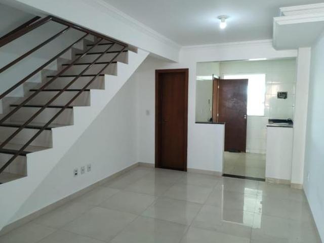 Casa Geminada com 2 quartos à venda em Belo Horizonte, no bairro Céu Azul