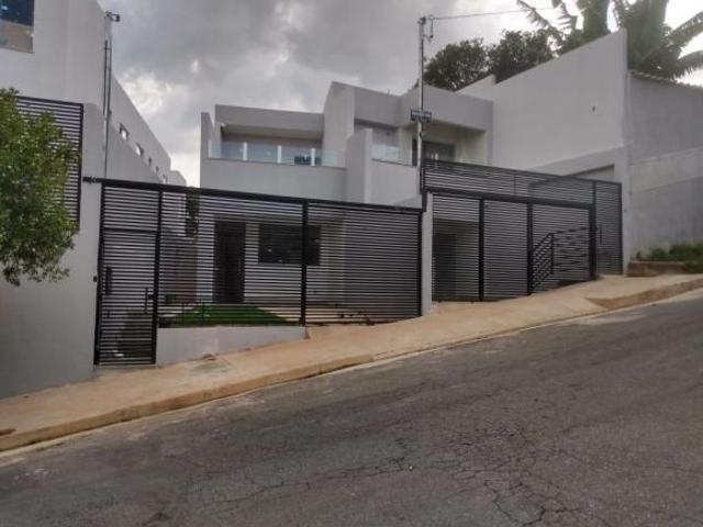 Casa Geminada com 2 quartos à venda em Belo Horizonte, no bairro Céu Azul