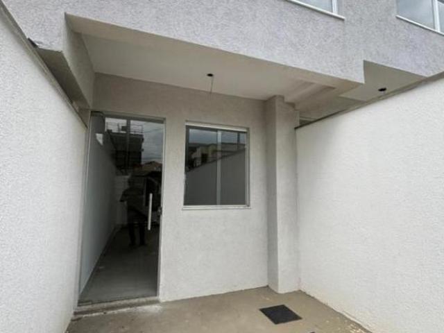 Casa Geminada com 2 quartos à venda em Belo Horizonte, no bairro Floramar