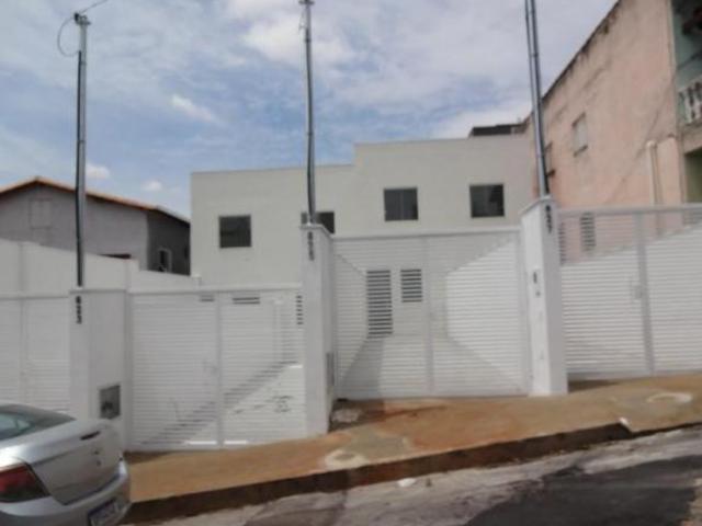 Casa Geminada com 2 quartos à venda em Belo Horizonte, no bairro Jardim Leblon