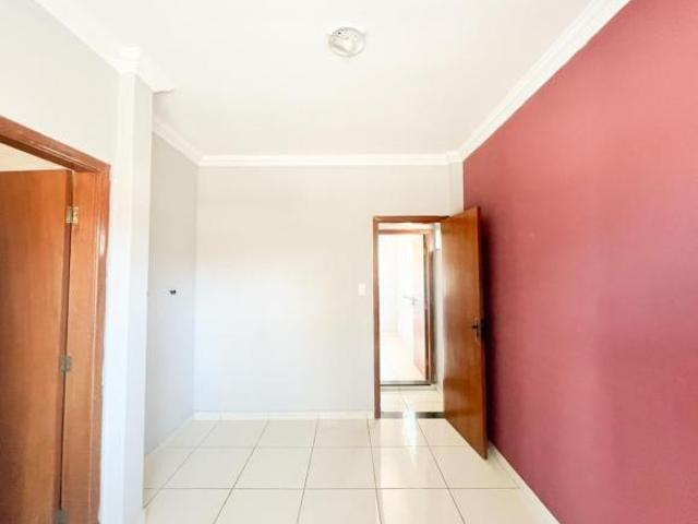 Casa Geminada com 2 quartos à venda em Belo Horizonte, no bairro Santa Terezinha