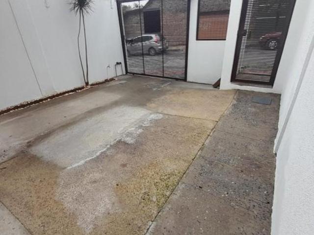 Casa Geminada com 2 quartos à venda em Belo Horizonte, no bairro Paquetá