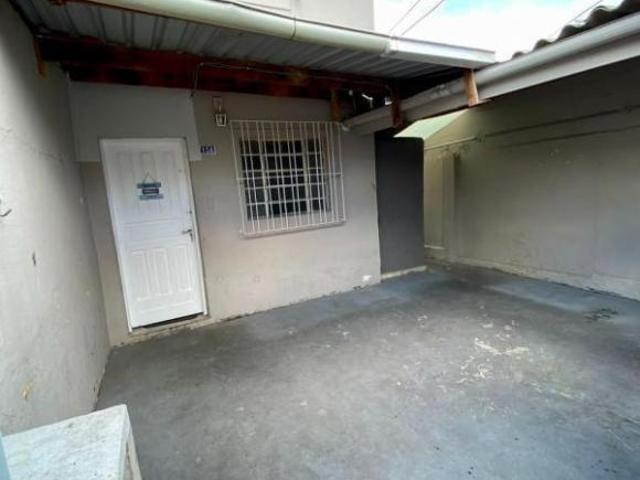 Casa Geminada com 2 quartos à venda em São Paulo, no bairro Rio Pequeno