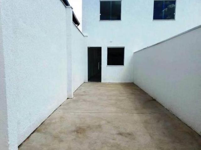 Casa geminada com 2 quartos de 119m² à venda Jardim Leblon