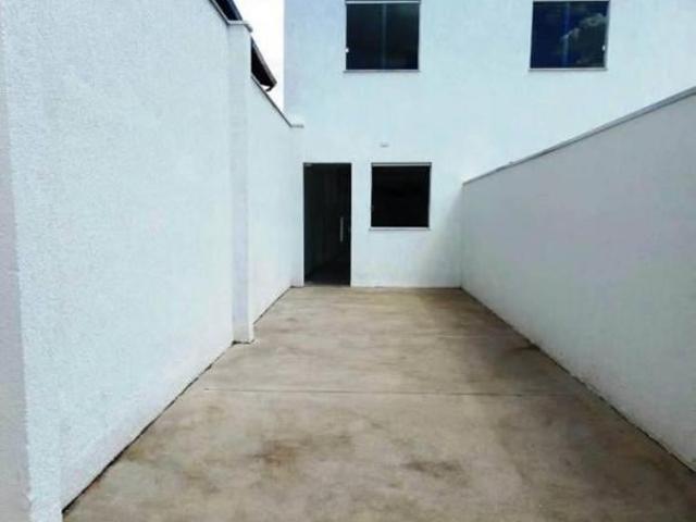 Casa geminada com 2 quartos de 119m² à venda Jardim Leblon