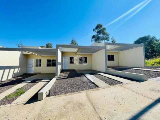 Casa Geminada com 2 quartos e churrasqueira à venda no bairro Floresta em Lajeado