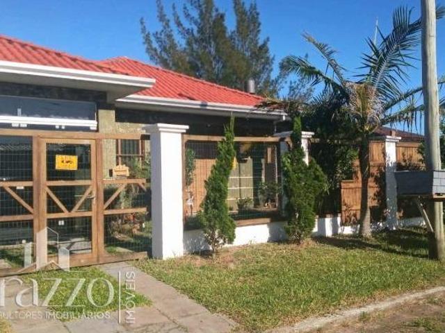 Casa geminada com 3 dormitórios em Nova Tramandaí