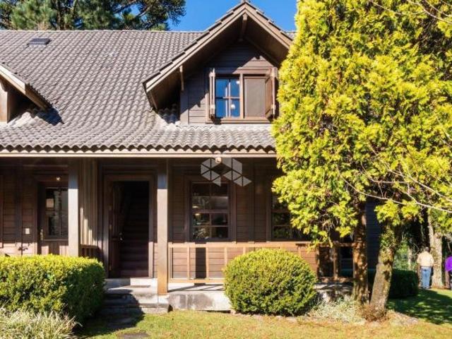 Casa Geminada com 3 dormitórios em Canela