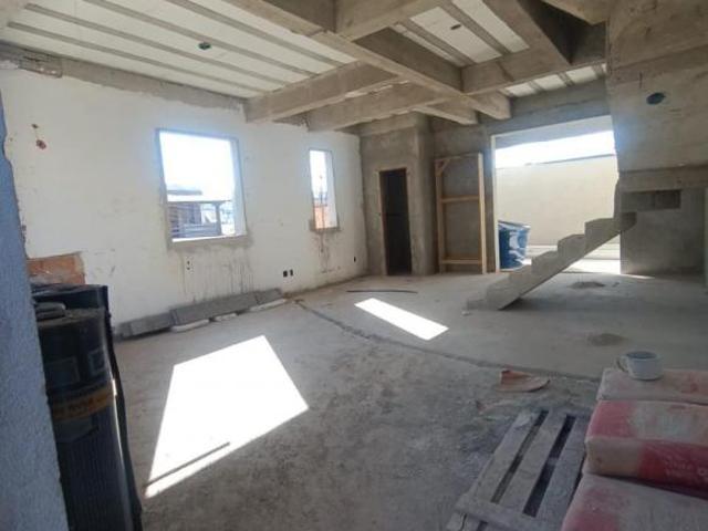 Casa Geminada com 3 quartos à venda em Belo Horizonte, no bairro Copacabana