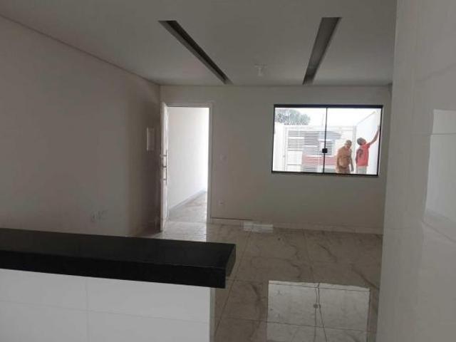 Casa Geminada com 3 quartos à venda em Belo Horizonte, no bairro Floramar