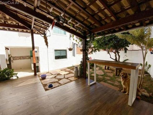 Casa Geminada com 3 quartos à venda em Belo Horizonte, no bairro Manacás