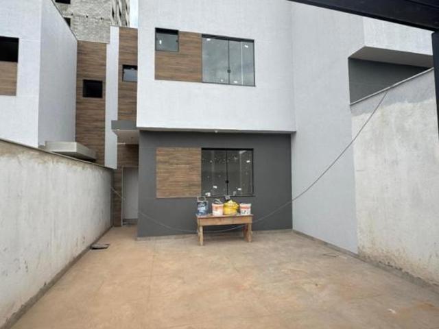 Casa Geminada com 3 quartos à venda em Belo Horizonte, no bairro Manacás