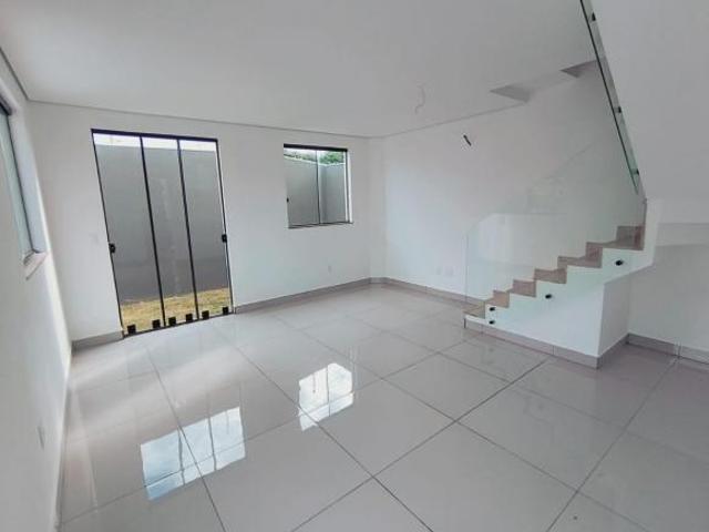 Casa Geminada com 3 quartos à venda em Belo Horizonte, no bairro Santa Amélia