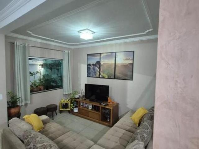 Casa Geminada com 3 quartos à venda em Contagem, no bairro Cabral