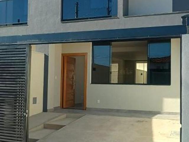 Casa Geminada com 3 quartos à venda em Santa Luzia, no bairro Boa Esperança