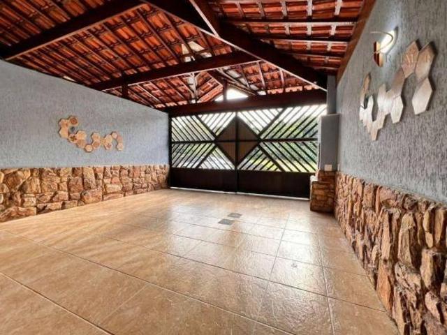 Casa Geminada com Área Gourmet – Jardim Real, Praia Grande/SP