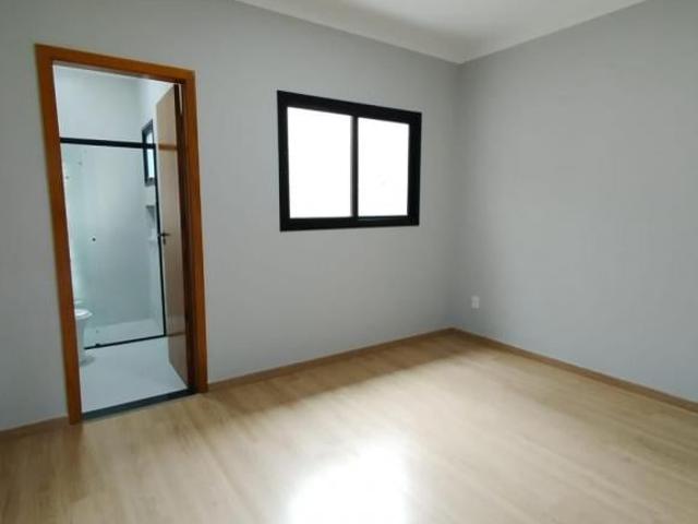 CASA GEMINADA COM BELÍSSIMO ACABAMENTO NO TAUÁ