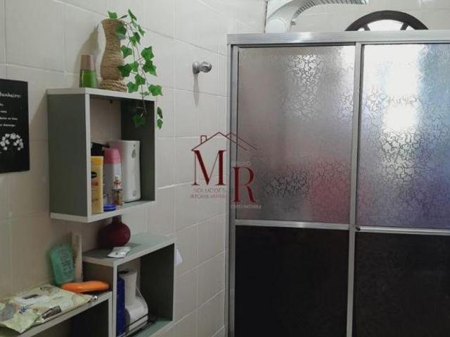 Casa 2 Dormitórios sendo 1 Suite na quadra da praia