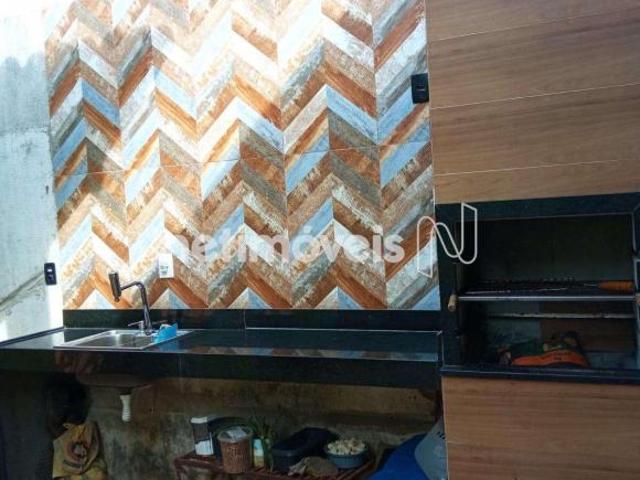 Casa geminada com Habite se ótimo acabento interno